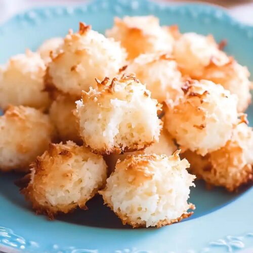 Coconut Macaroons: The Perfect Sweet Treat - abbysrecipes.com