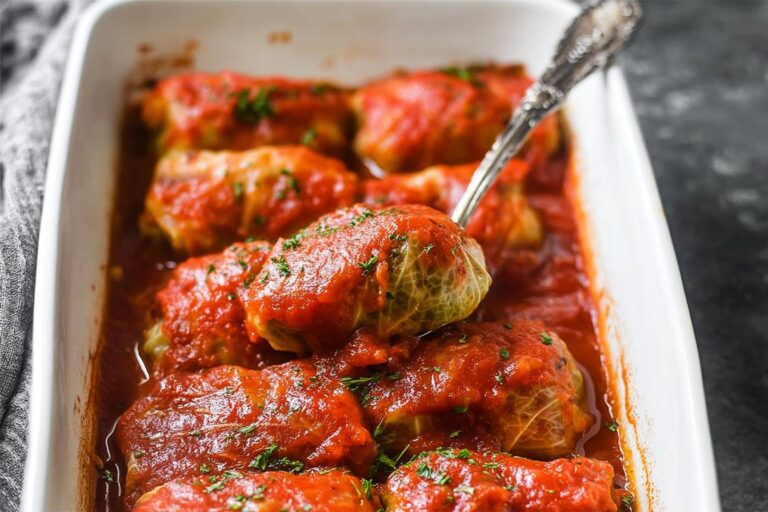 Cabbage Rolls: Savory & Comforting Main Dish - abbysrecipes.com